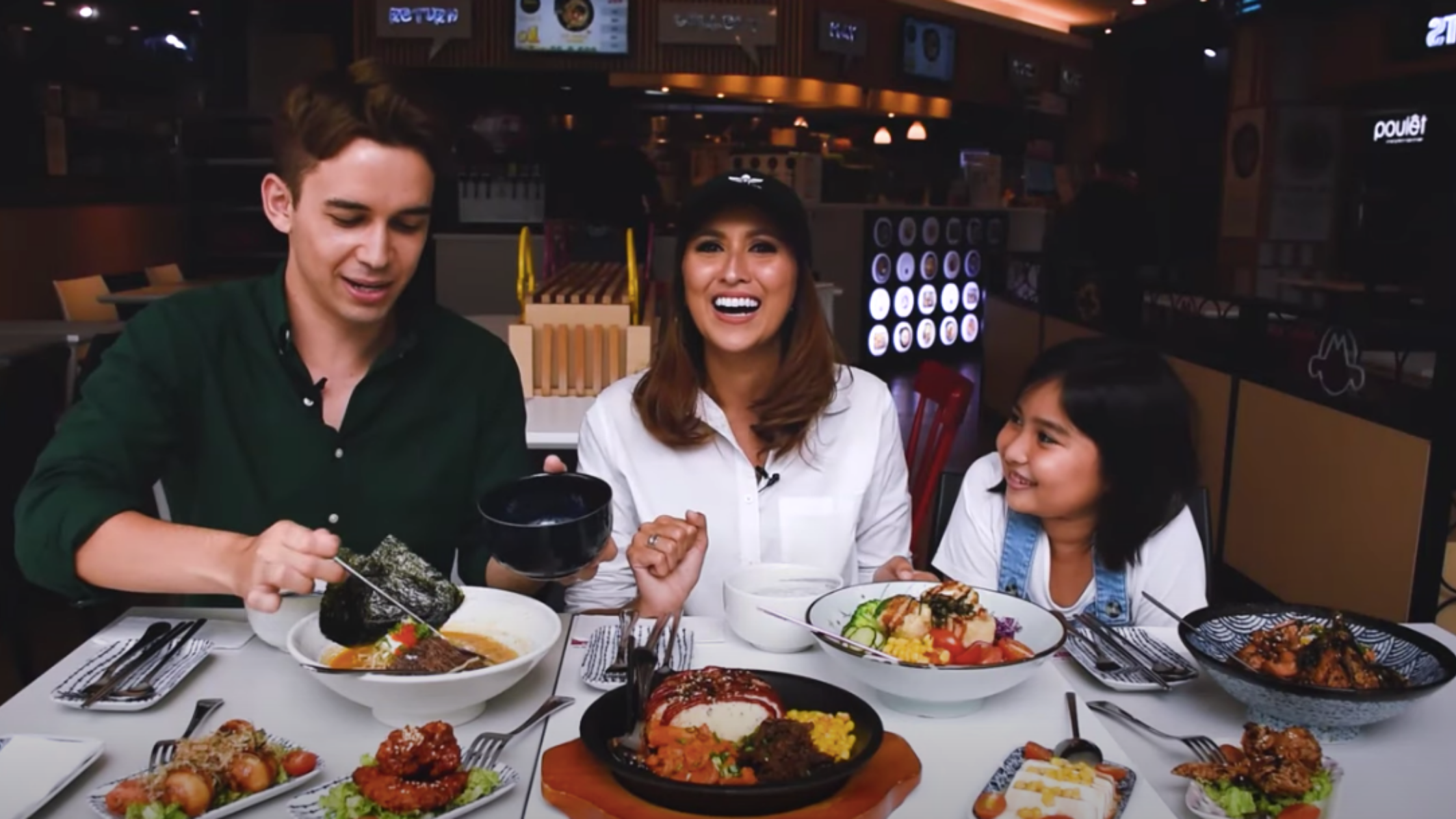 Siri YouTube Nurul Aini, Makan Maps, ala Food King Halal? – Pengkritik ...